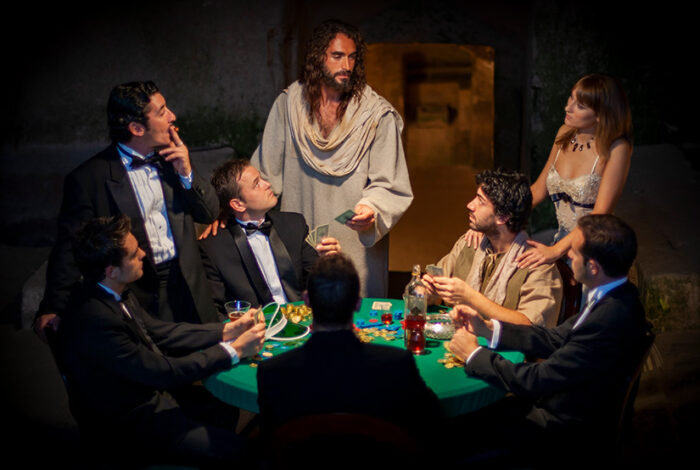 The Winning Hand – Journeys with the Messiah | Photographer Michael Belk